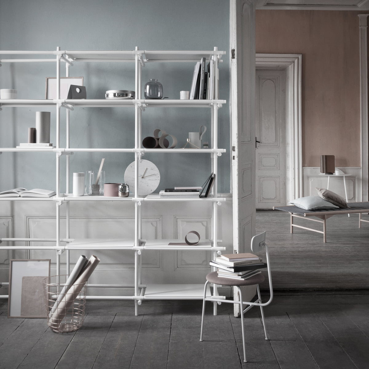 Stick System schwarz / Esche dunkel von Menu | Connox