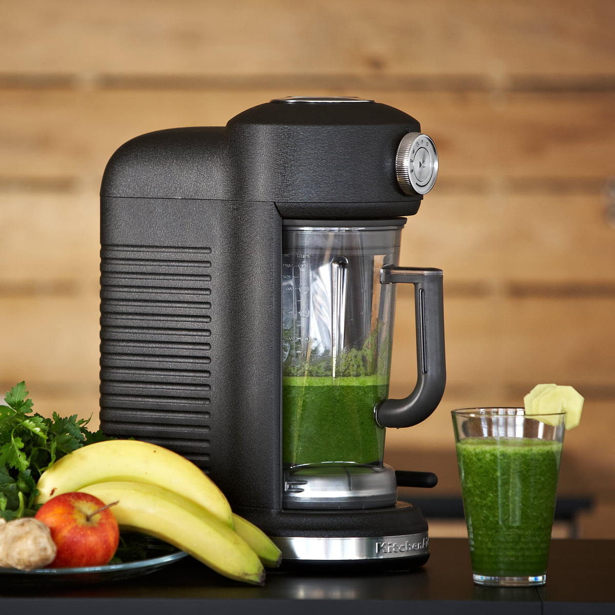 Artisan Magnetic Drive Blender von KitchenAid im Shop