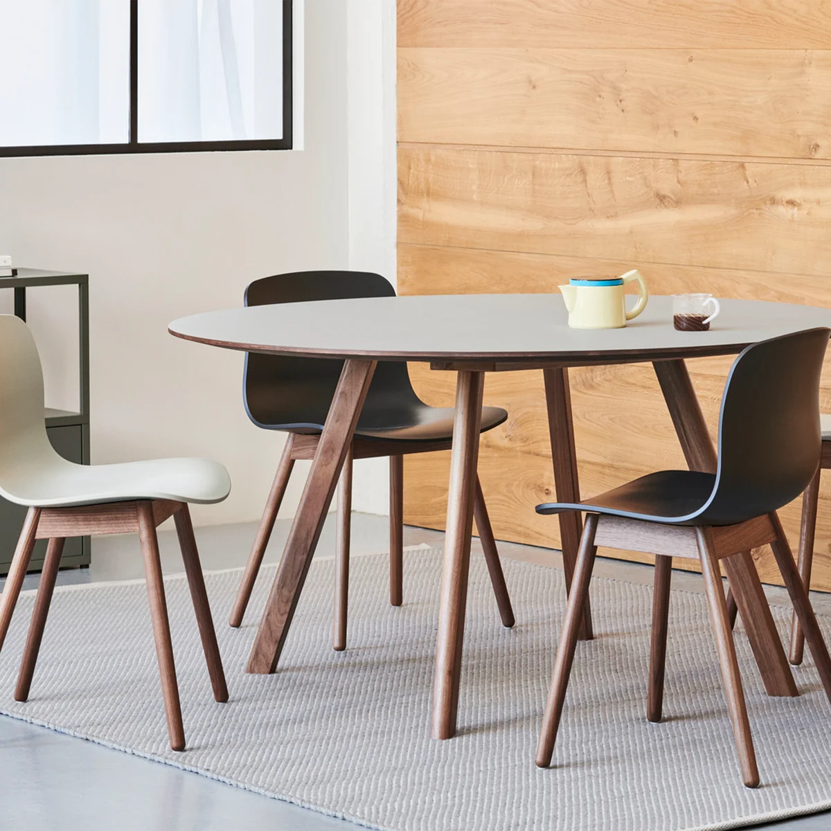 About A Chair AAC 12 von HAY | Connox