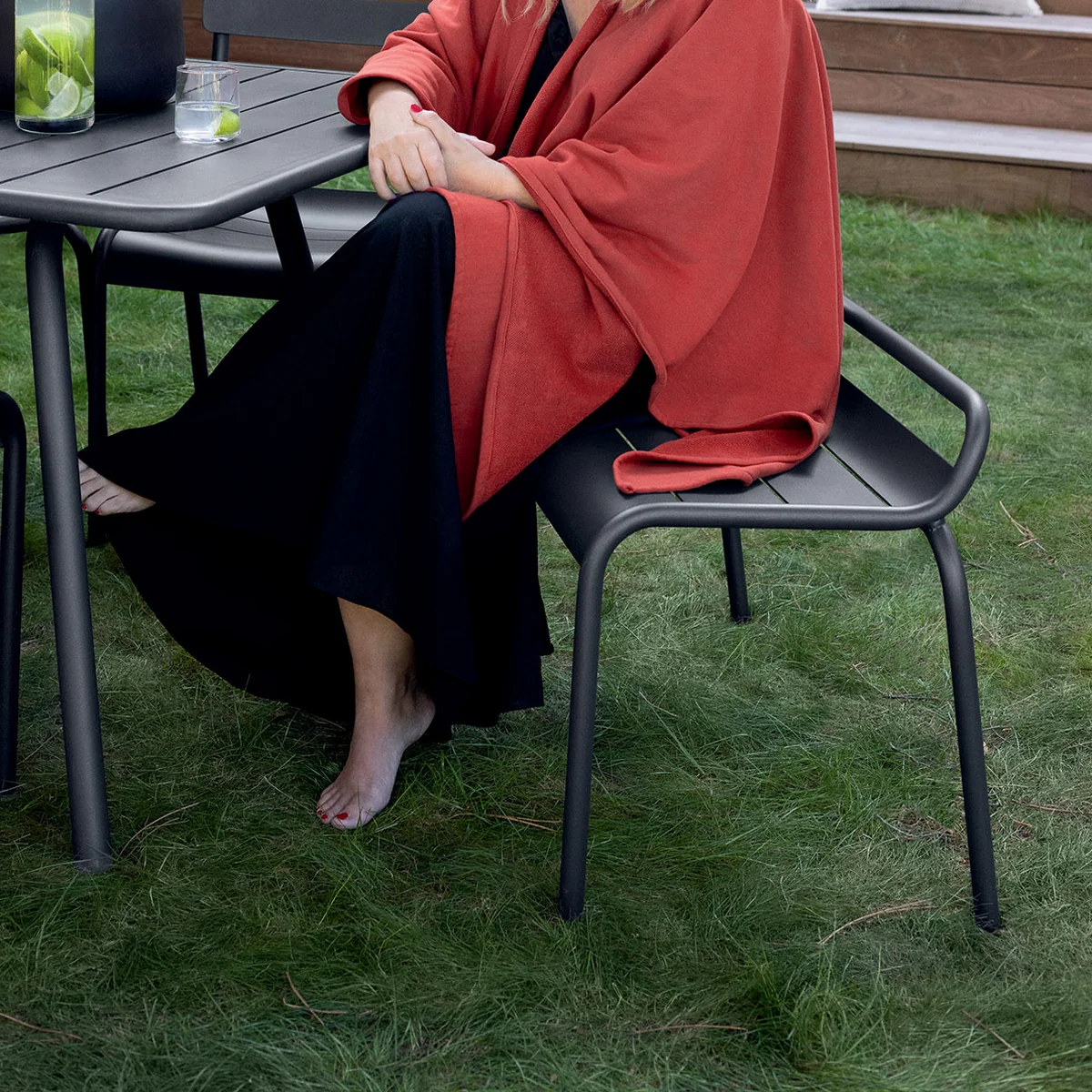 Luxembourg Gartenbank ohne Rückenlehne von Fermob | Connox