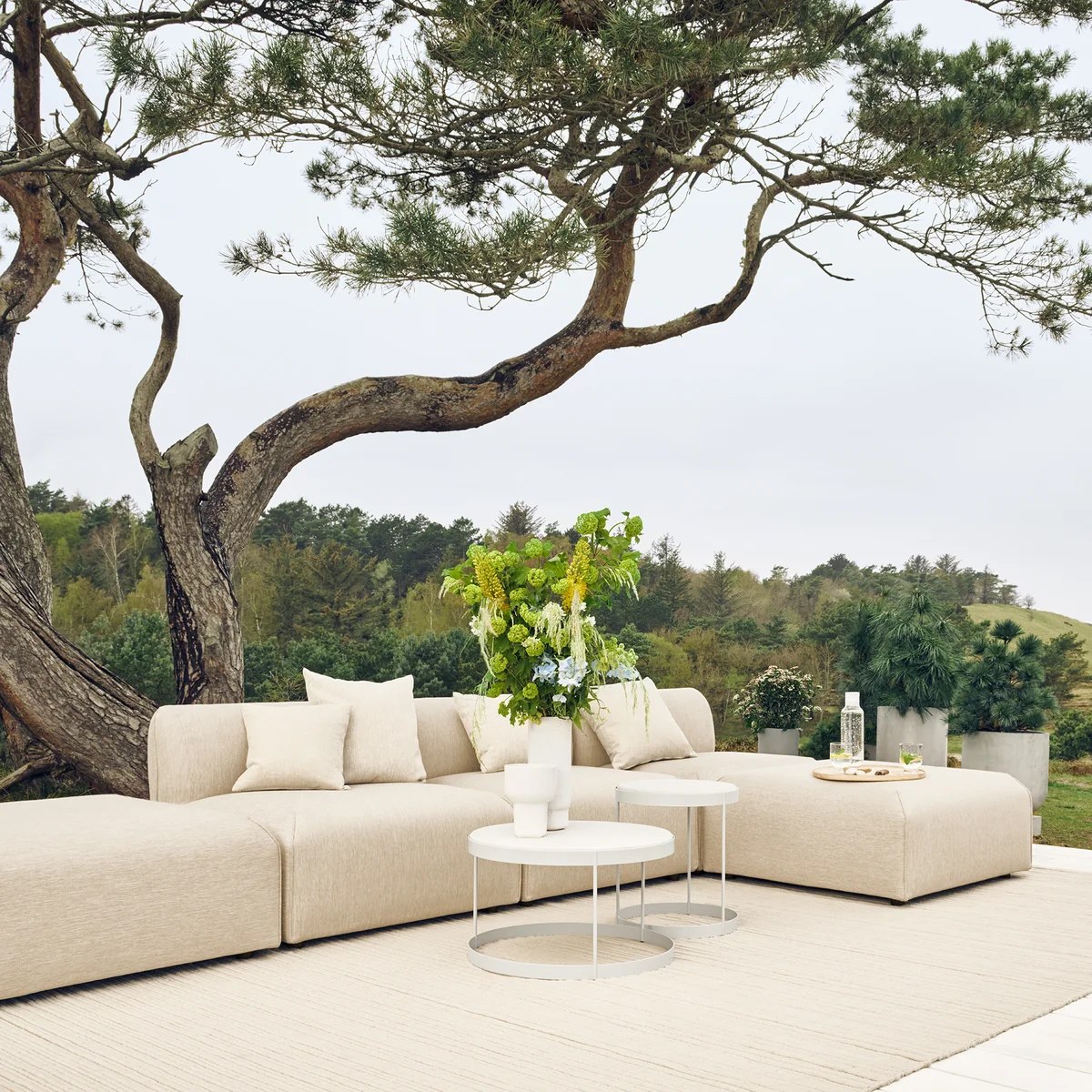 Arke Outdoor Sofa von Bolia | Connox