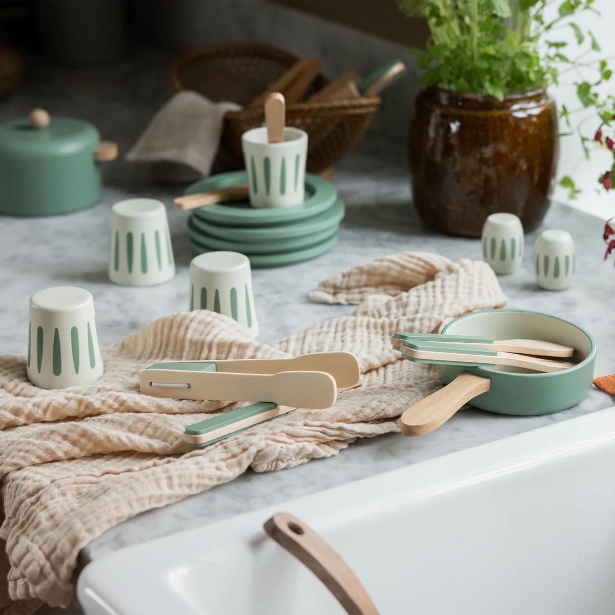 Topf und Pfannen-Set von Sebra |Connox