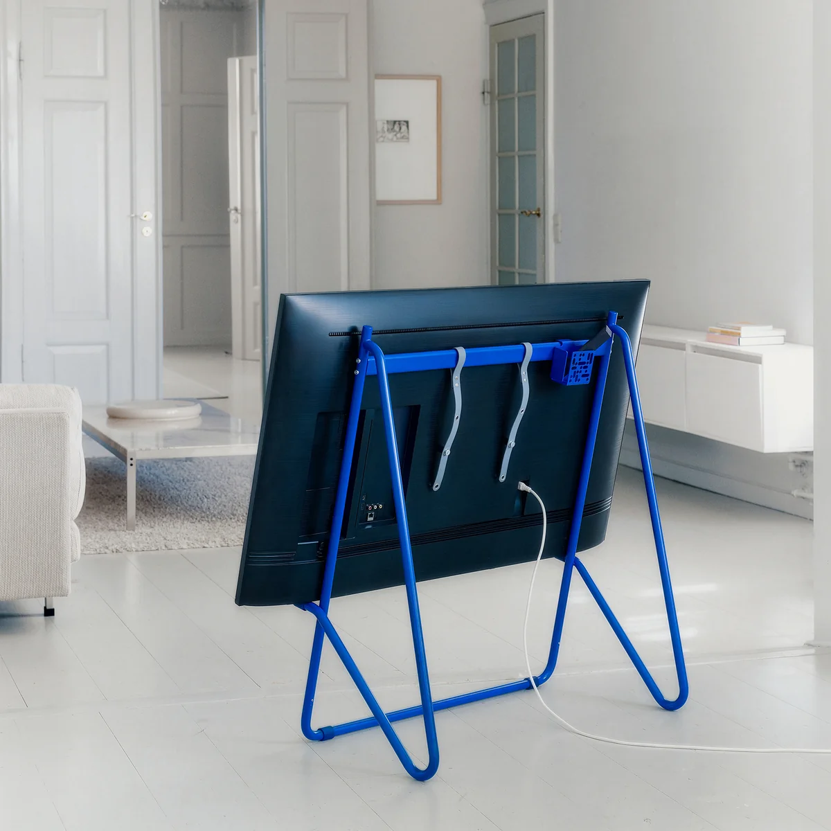 Bloom TV-Ständer von Pedestal | Connox