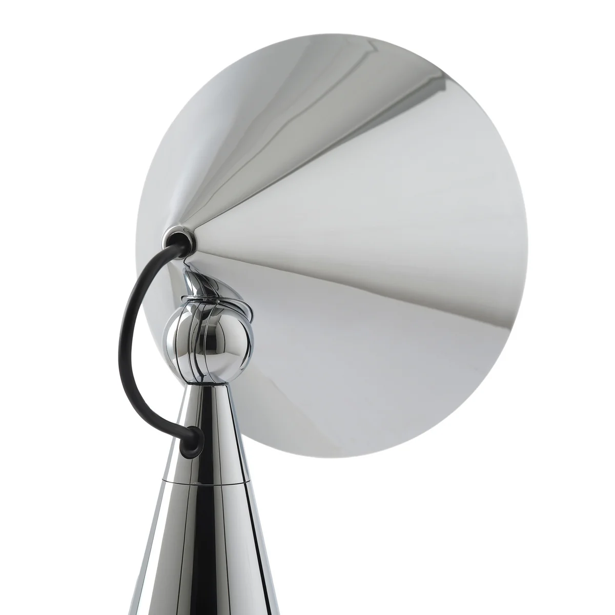 Pose LED Tischleuchte mit Akku von Tom Dixon | Connox